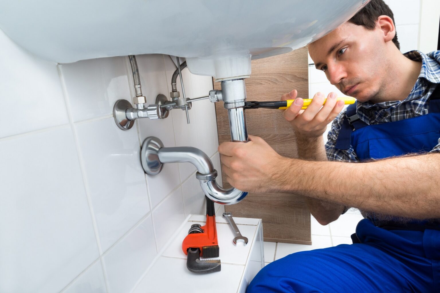 Signs Its Time for a Repiping Upgrade Needed in Your Home